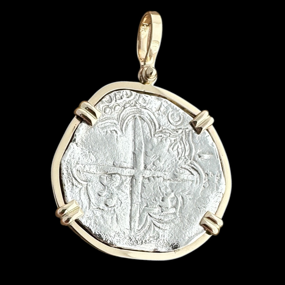 Atocha Shipwreck Coin Pendant in 14K Gold, Grade 2, 4 Reales #85A-H304 – MFST